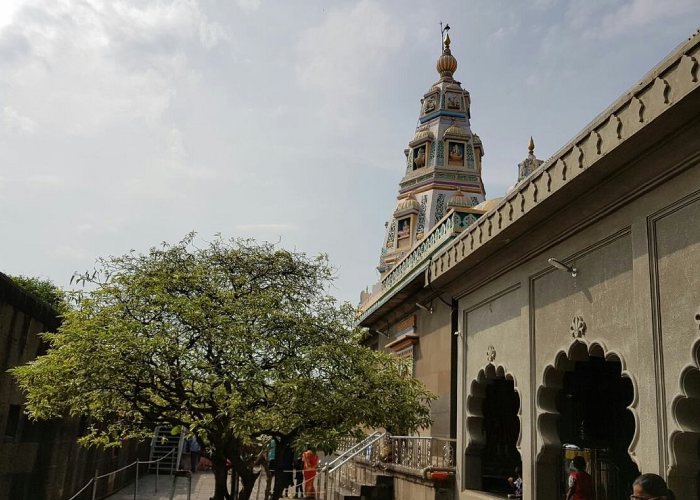 Vigneshwara Temple, Ozar - Info, Location, History, Photos