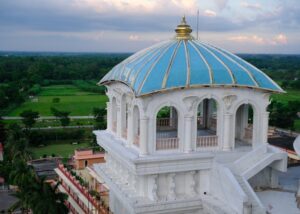 Sri Mayapur Chandrodaya Mandir- Info, Location, Architecture