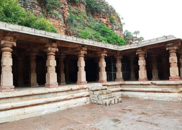 Yaganti Uma Maheswara Temple - The Temple Guru