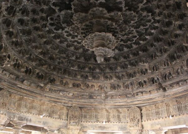 Hangal Tarakeshwara Temple Info Architecture History Photos