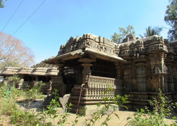 Hangal Tarakeshwara Temple Info Architecture History Photos