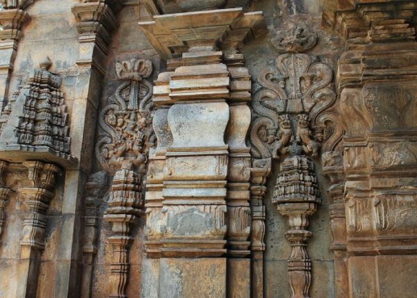 Hangal Tarakeshwara Temple Info Architecture History Photos