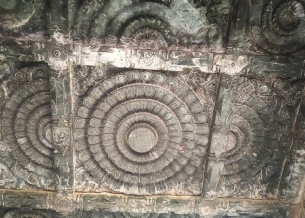 Hangal Tarakeshwara Temple Info Architecture History Photos