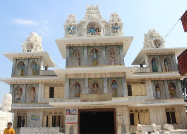 Annapurna Temple Indore - Info Facts Architecture Photos