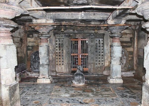 Kalleshwara Temple Hire Hadagali Info History Photos Timing